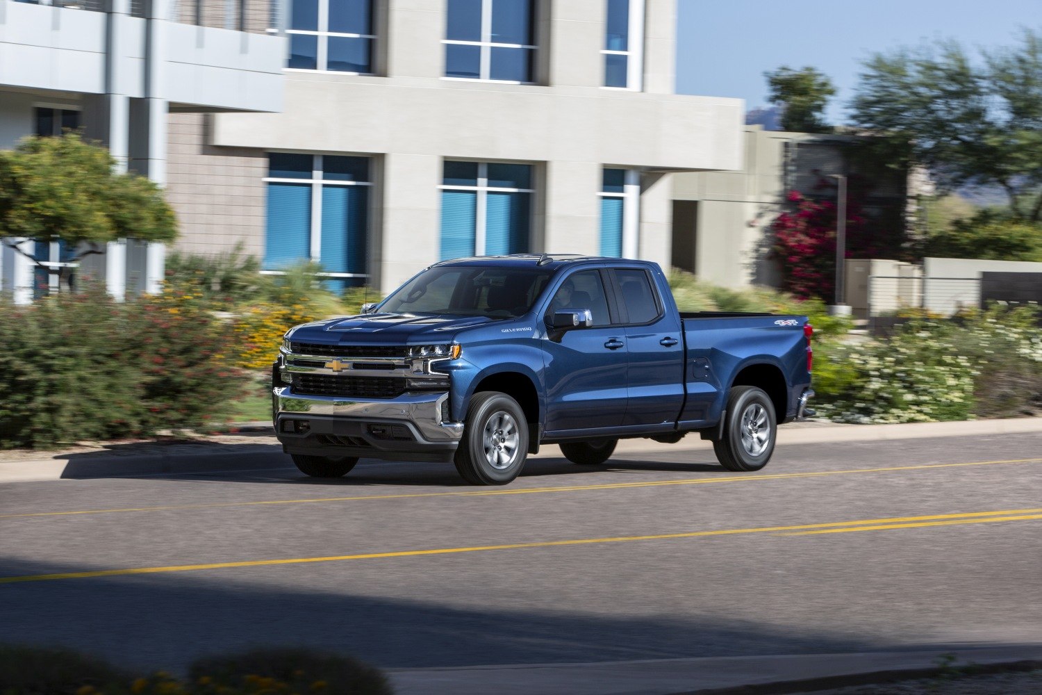 Chevrolet Silverado 1500 technical specifications and fuel economy